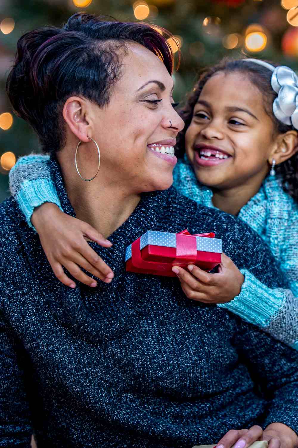 A Free 8-Step Guide To Preparing Your Home For The Holiday Season